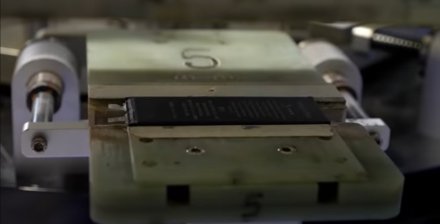 Who Makes IPhone Batteries? Low MAh But High Power.